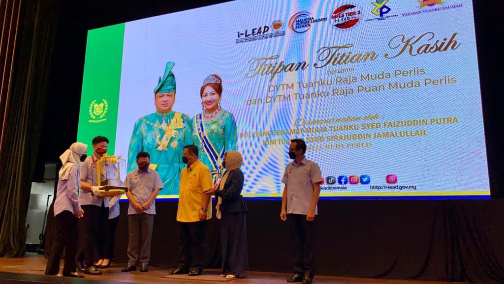 Program MFLS Beri Pendedahan Sistem Pemerintahan Beraja kepada Belia