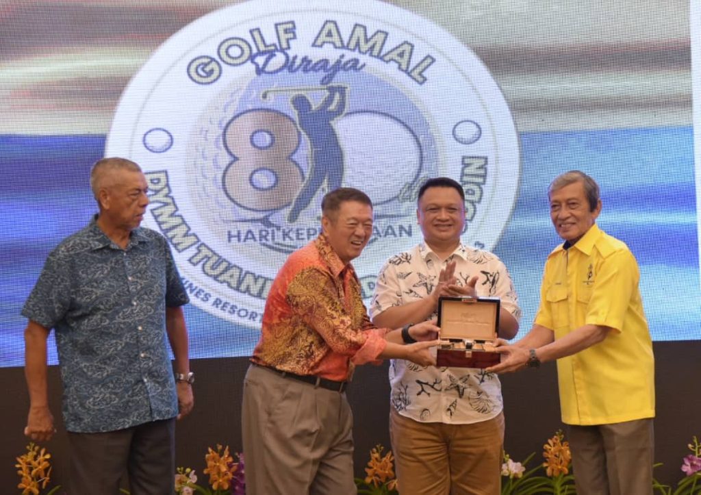 The Mines Resort & Golf Club Menganjurkan Pertandingan Golf Amal Diraja