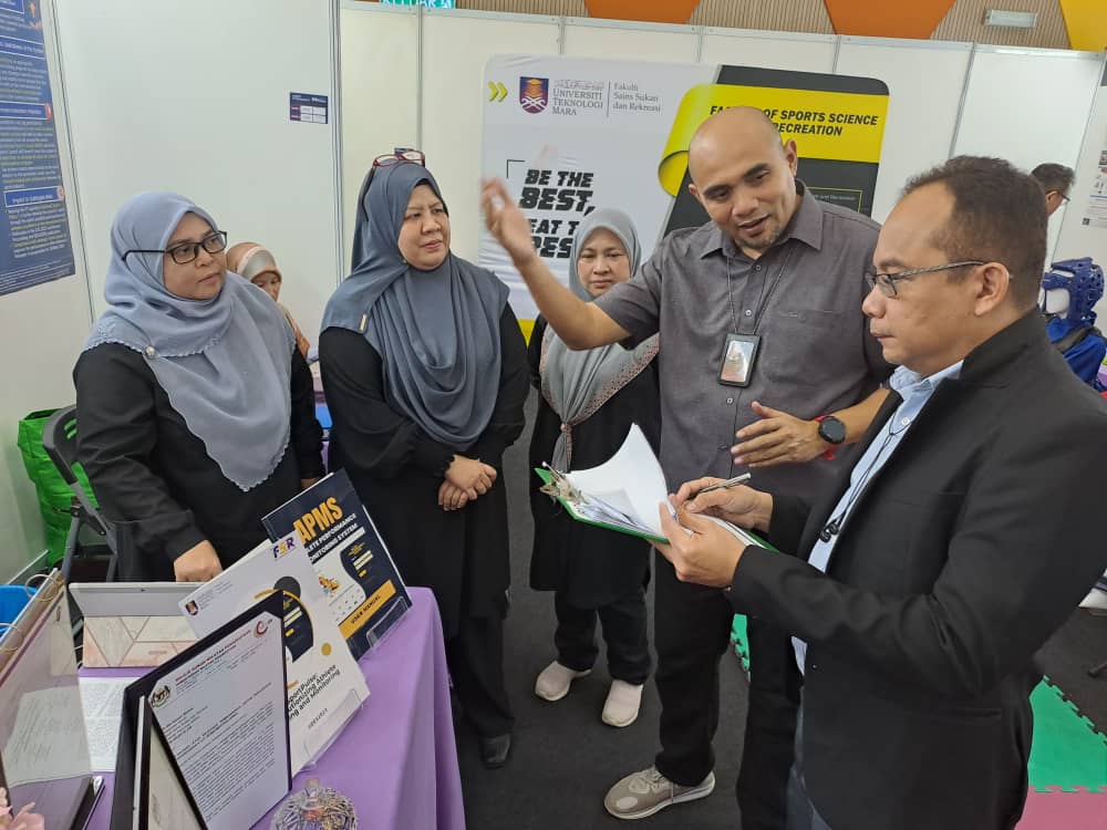 iidex2023: FSR, UiTM Tamatkan Kemarau Emas dengan Bergaya
